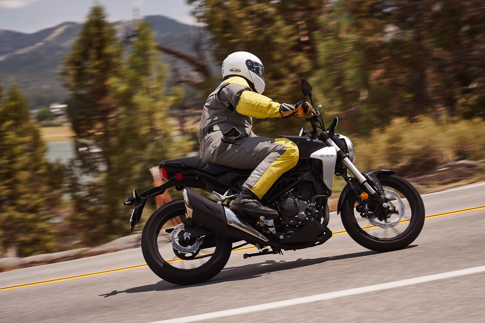 Breaking In Honda's New CB300R | CityBike Magazine